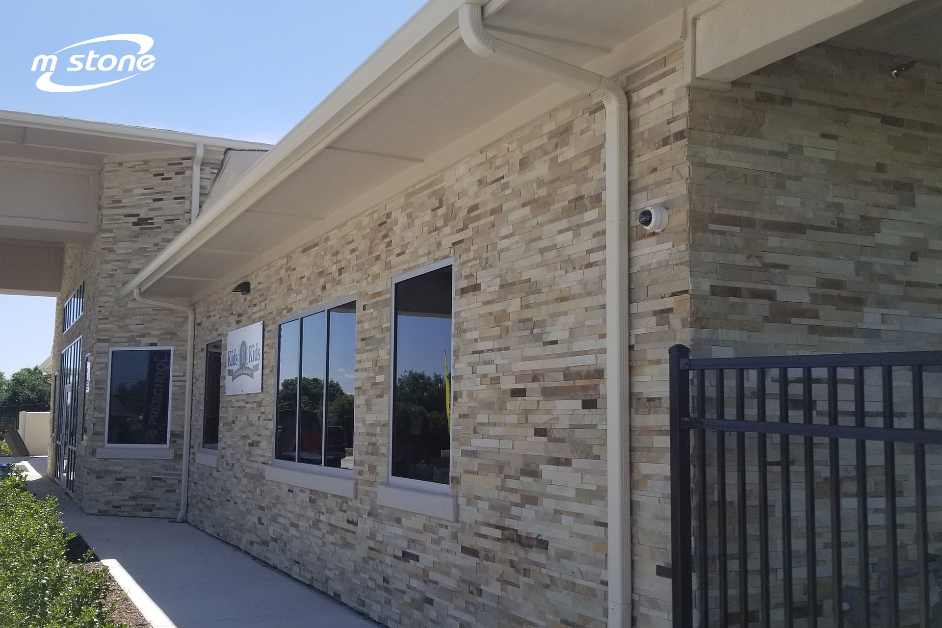 MStone - Acme Brick