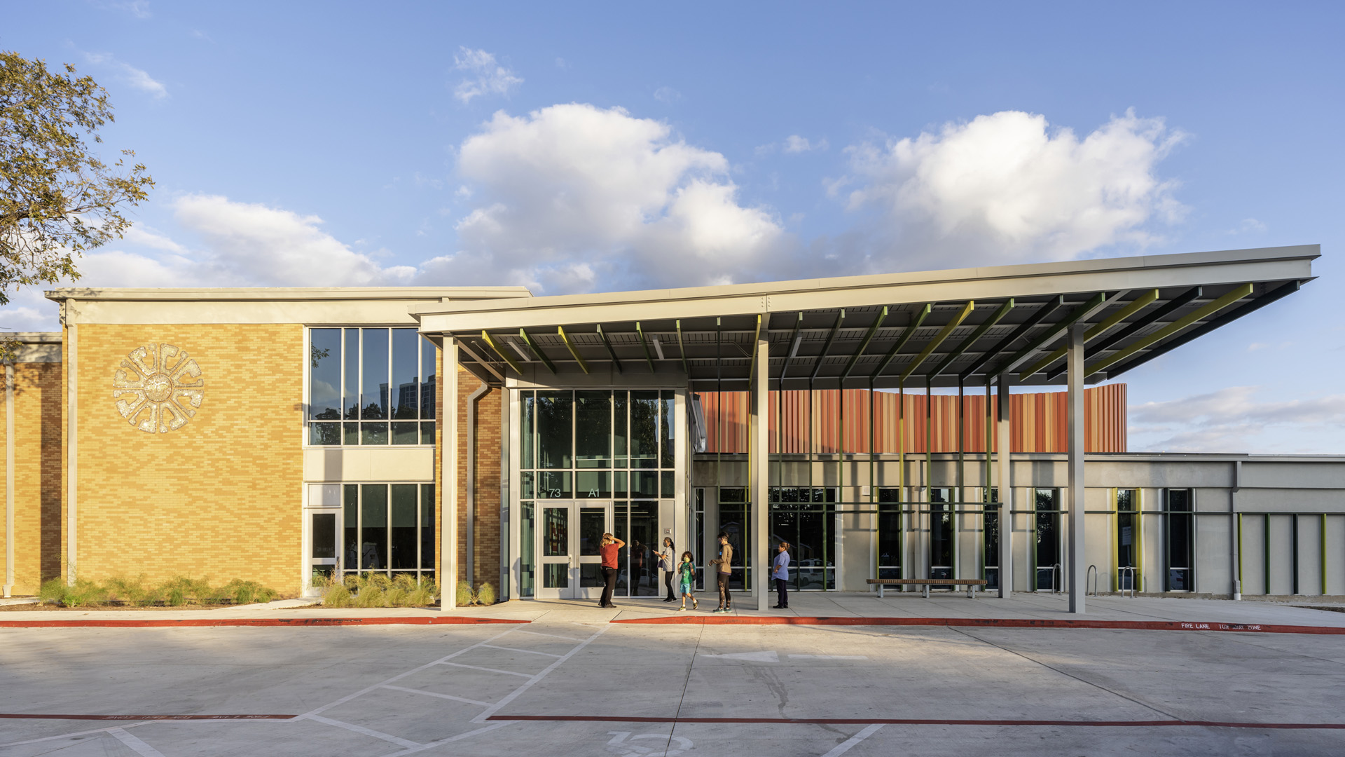 Sanchez Elementary - Acme Brick