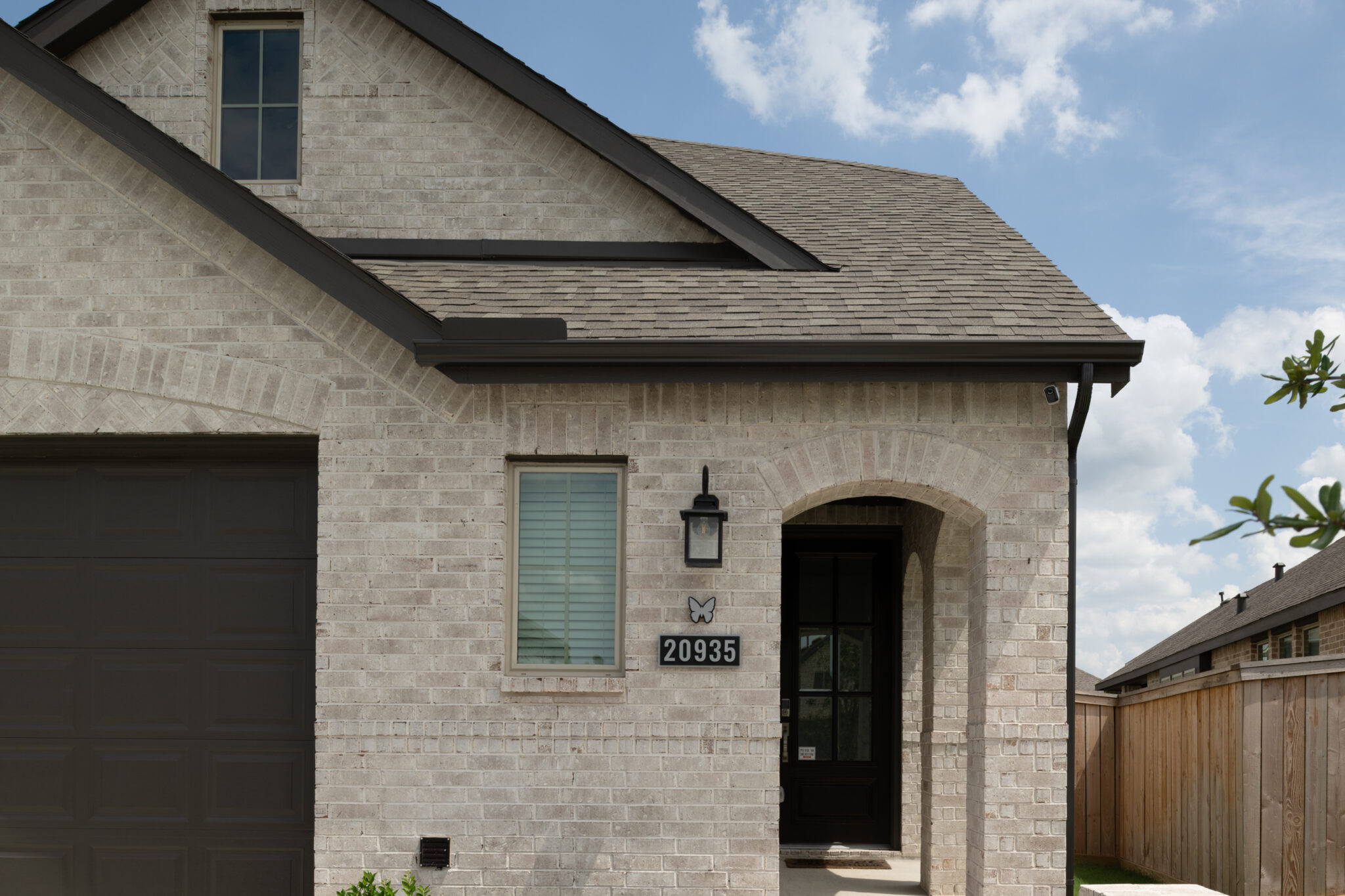 Frostwood - King - Heritage - Acme Brick