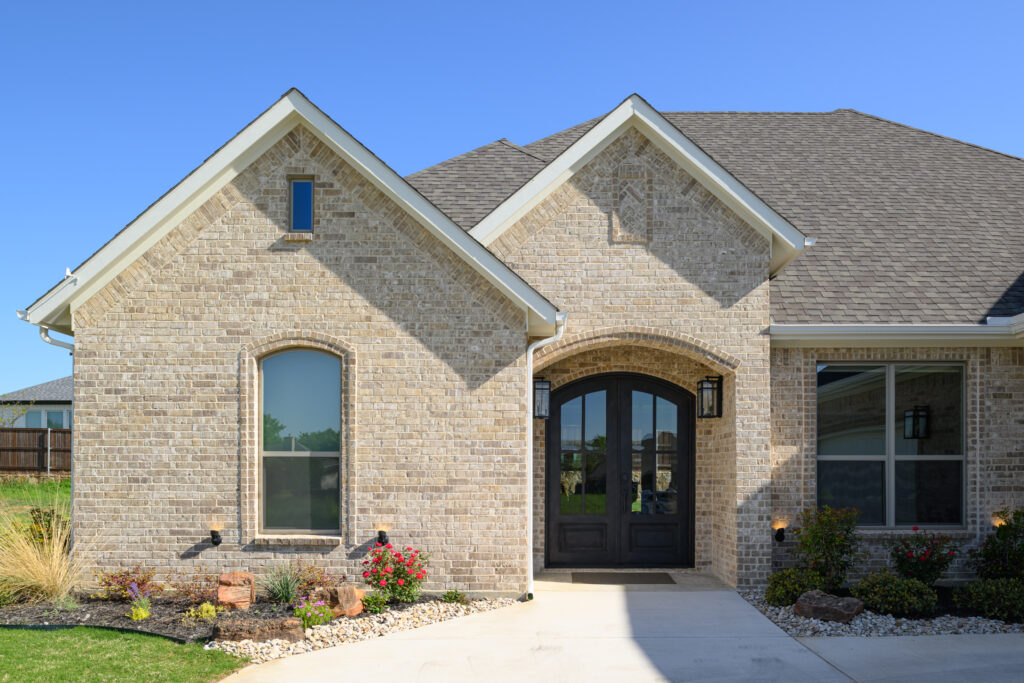 Ashton Antique - King - Heritage - Acme Brick