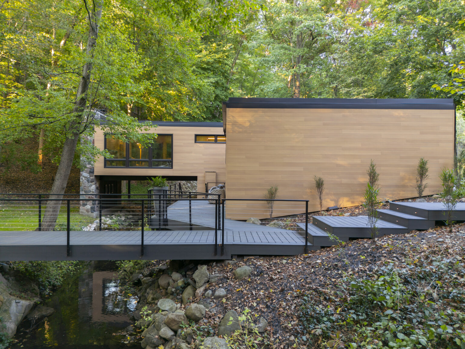 Is Quality Edge Vesta® Steel Siding Right For Your New Home? - Acme Brick